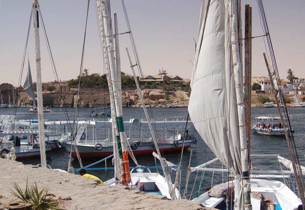 Bootsverkehr auf dem Nil Foto & Bild | africa, egypt, north africa ...