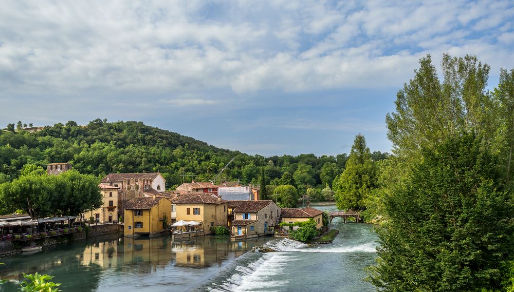 Borghetto Foto % Immagini| paesaggi, italia, natura Foto su fotocommunity