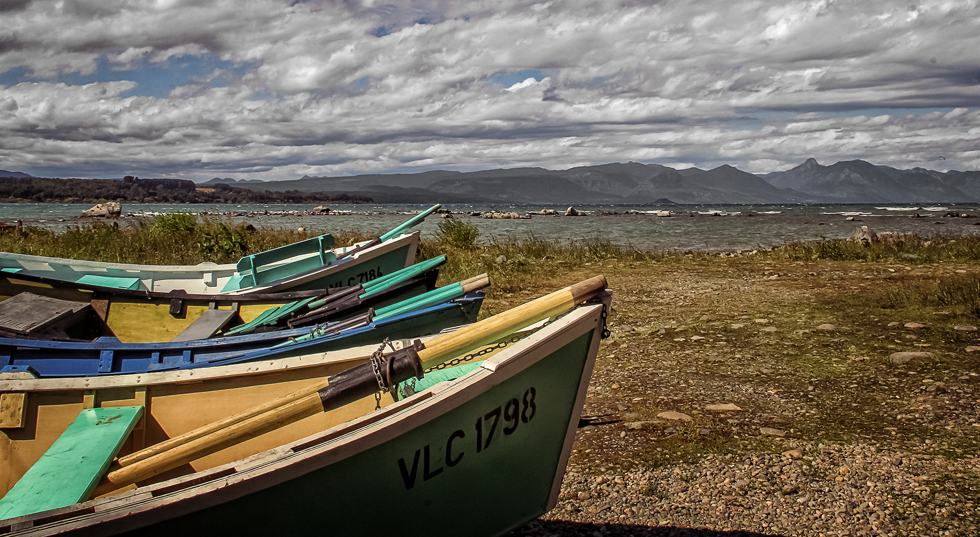BOTES DE VILLARRICA Imagen & Foto | south america, chile, chilean ...