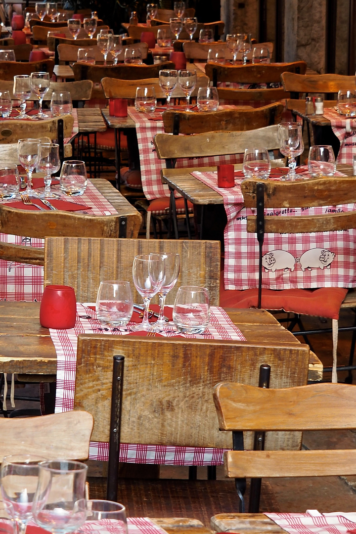 Bouchon Lyonnais photo et image | france, lyon, restaurant Images ...