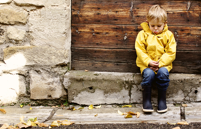 Boudeur en ciret jaune photo et image | portraits, portraits d'enfants ...