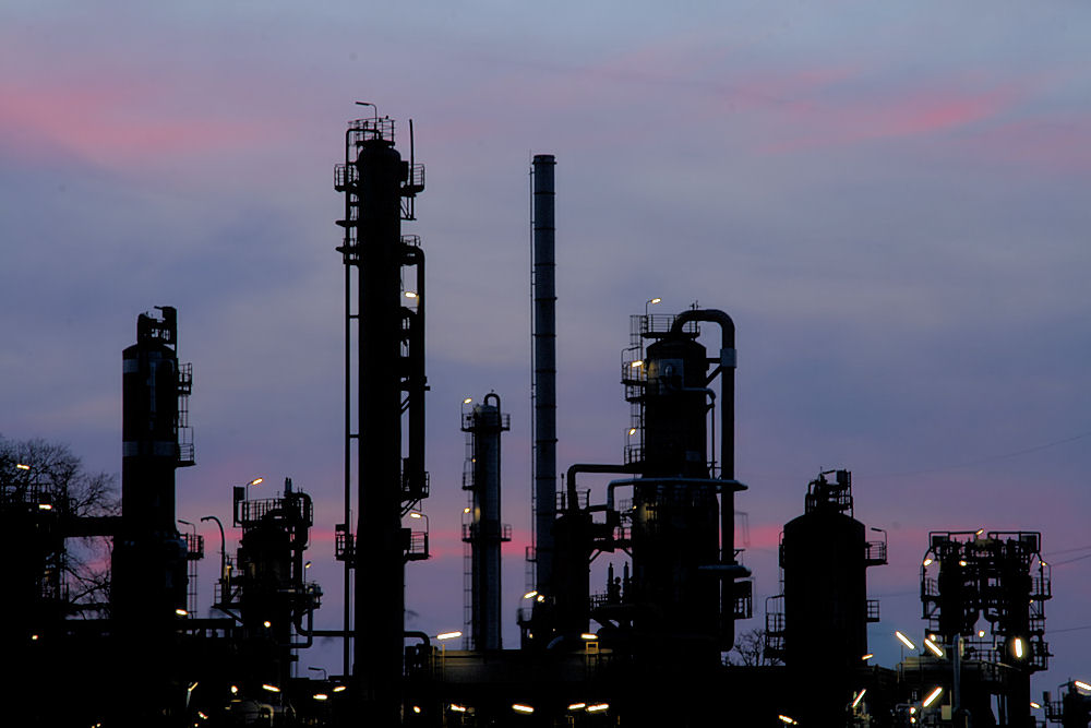 BP Raffinerie Ruhr Öl GmbH in Gelsenkirchen Foto & Bild | industrie und ...