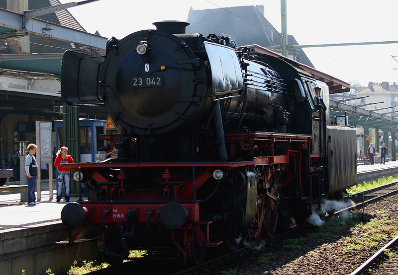 BR 023 in Worms Foto & Bild | historische eisenbahnen, eisenbahn ...