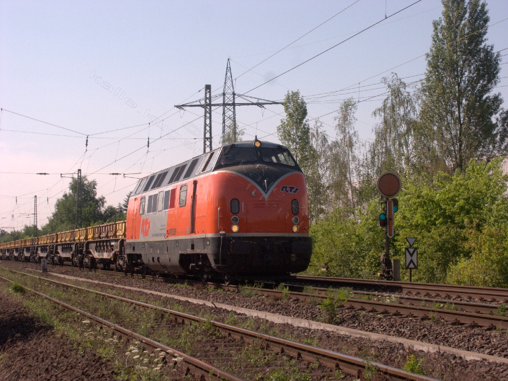 BR V221 134-0 Foto & Bild | dampf-, diesel- und e-loks, eisenbahn ...