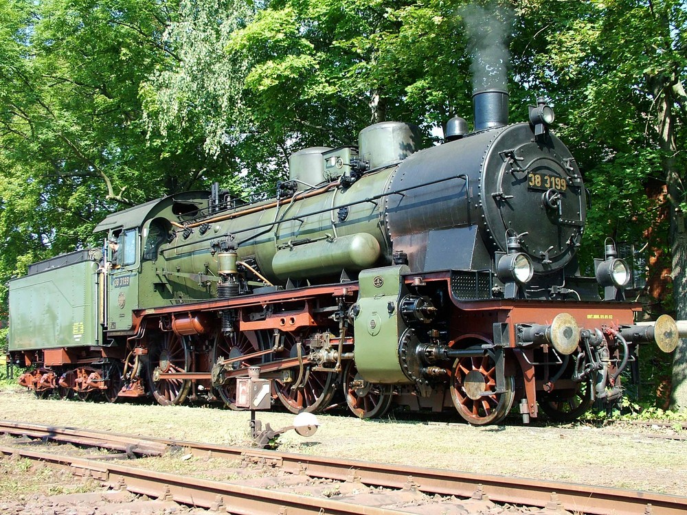 Br.38 ( preuß. P8 ) im RAW Meiningen Foto & Bild | dampf-, diesel- und ...