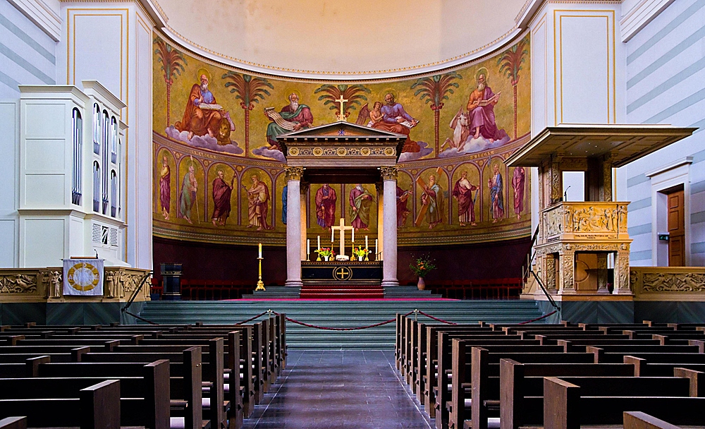 Brandenburger Kirchen,- ... Blick in die Nikolaikirche Potsdam. Foto ... Brandenburger Kirchen,- ... Blick in die Nikolaikirche Potsdam. Foto ...