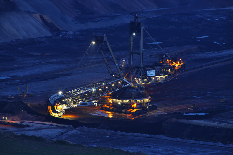 Braunkohlebagger 284 Foto & Bild | industrie und technik, industrie ...