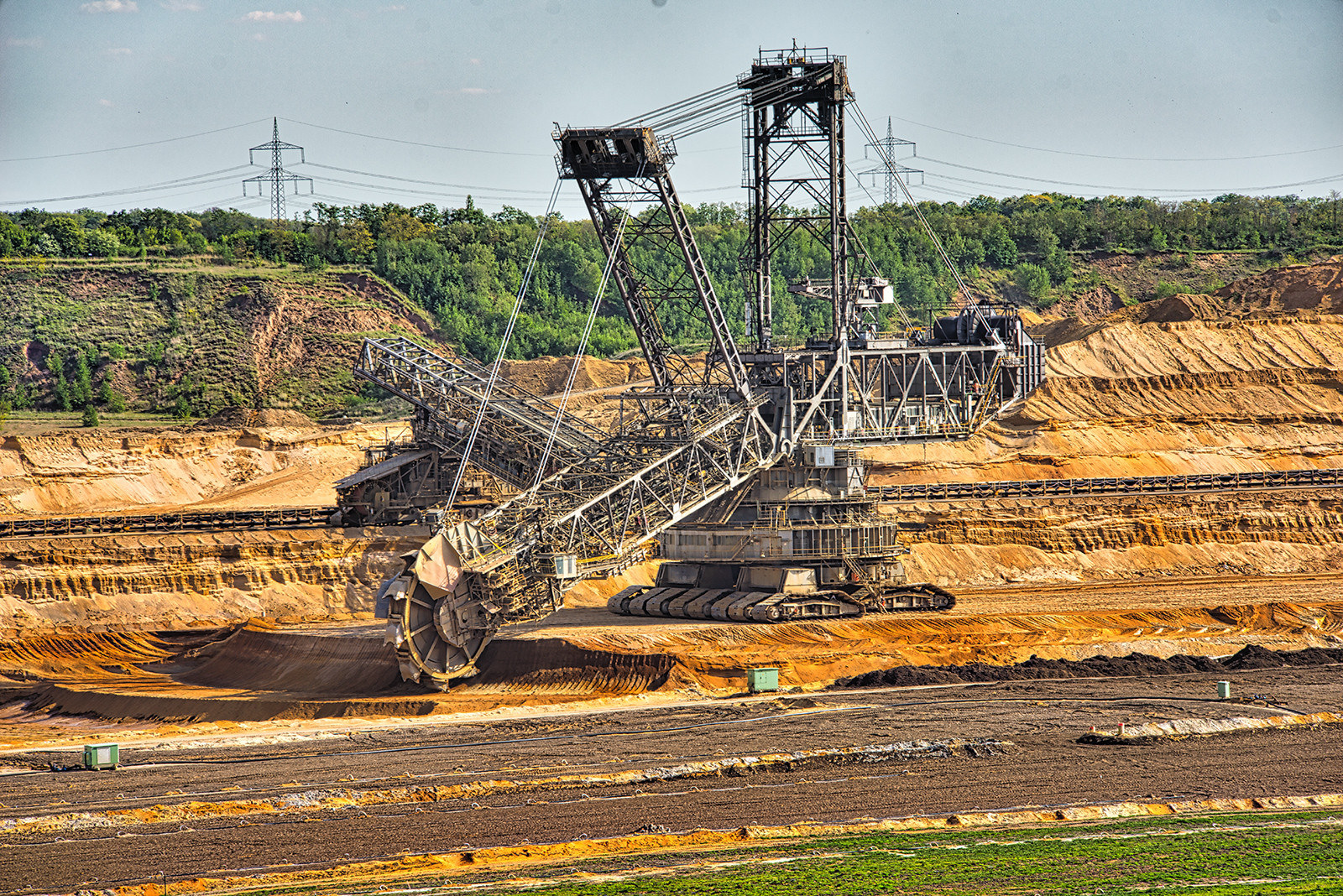 Braunkohlebagger Foto & Bild | langschaften, tagebau, braunkohle Bilder ...