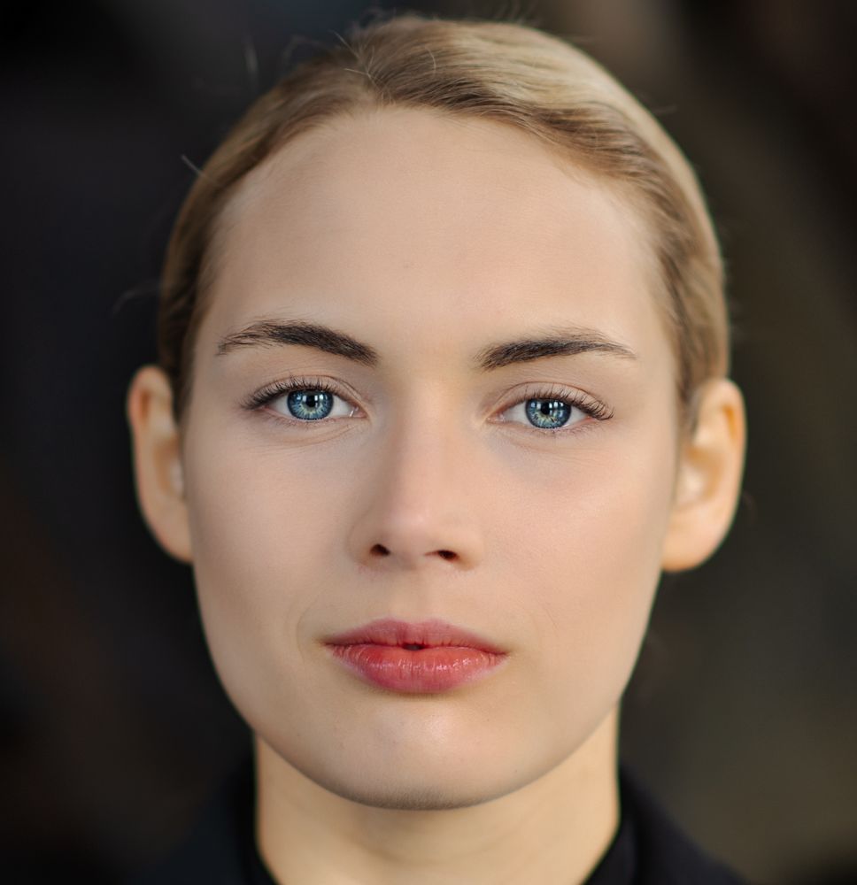 Breakfast at Tiffany's Foto & Bild | erwachsene menschen, portrait, portrait frauen Bilder auf ...