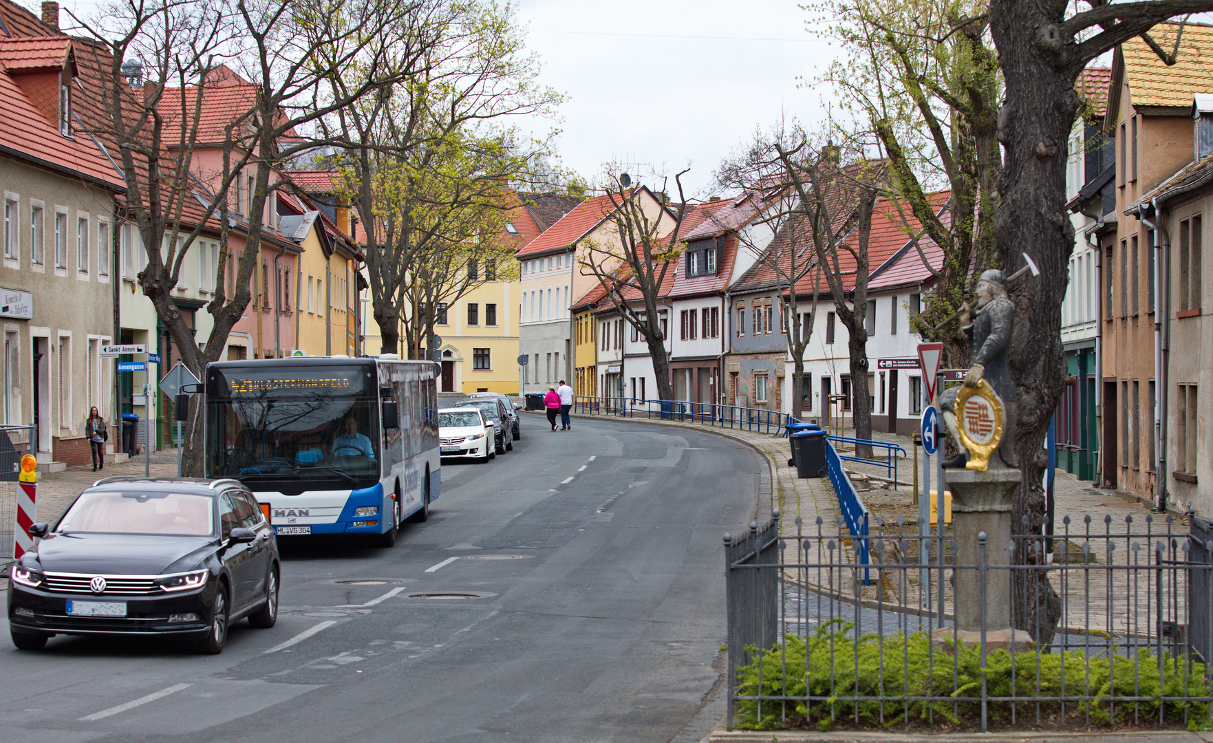Breiter Weg - Straße in der Neustadt von Eisleben Foto & Bild ...