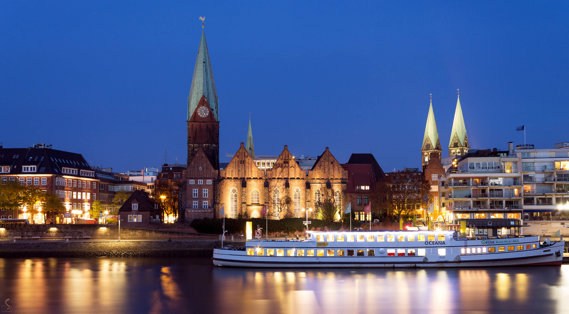 Bremen by night. Schlachte Foto & Bild | deutschland, europe, bremen ...
