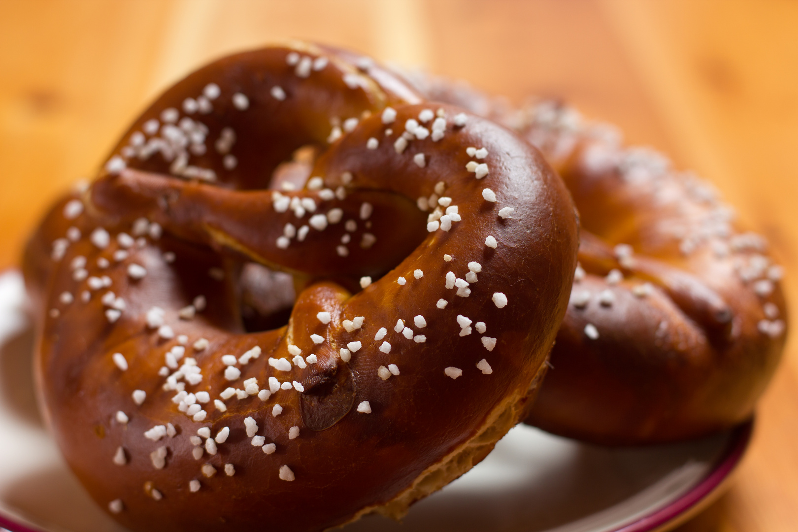 Breze Foto & Bild | stillleben, food-fotografie, gebäck Bilder auf ...