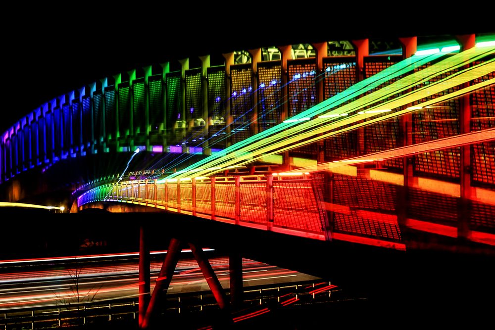 Bridge over troubled traffic Foto & Bild | techniken, aufnahme ...