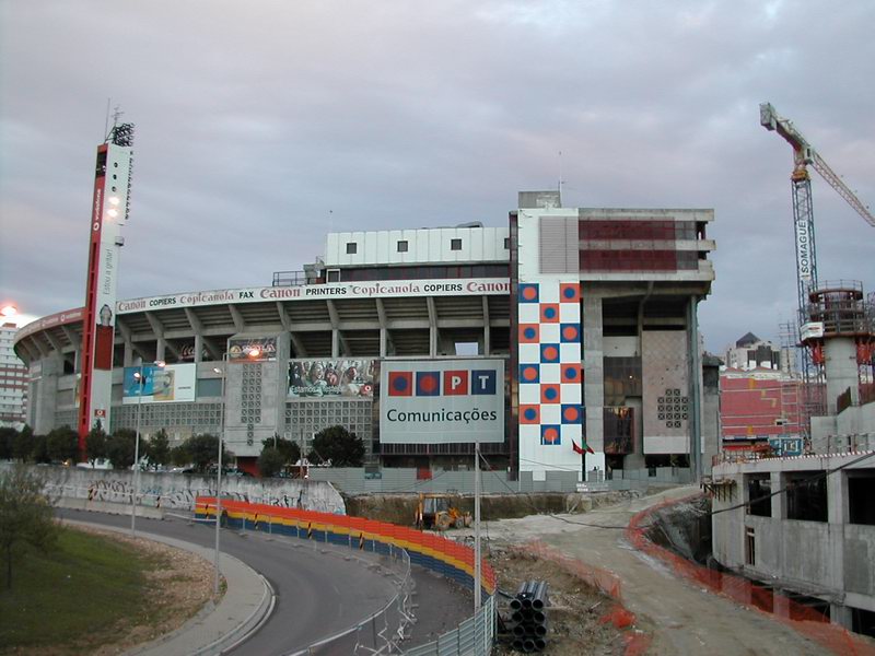 Broken Stadium - Sport Lisboa Benfica - Portugal Foto & Bild | sport ...
