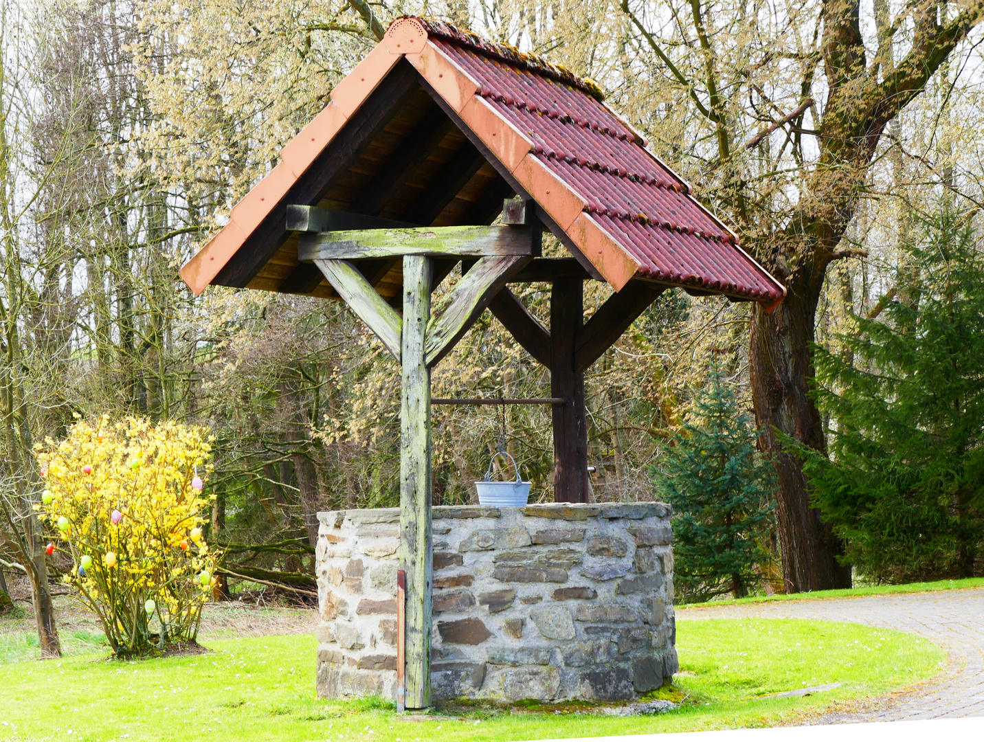 Brunnen Foto & Bild | dokumentation, natur, details Bilder auf ...