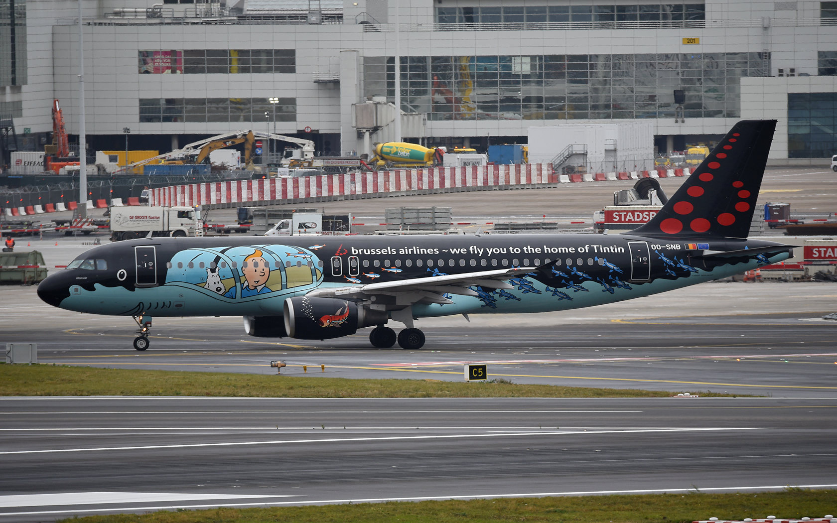 Brussels Airlines Airbus A320 OO-SNB Foto & Bild | luftfahrt ...