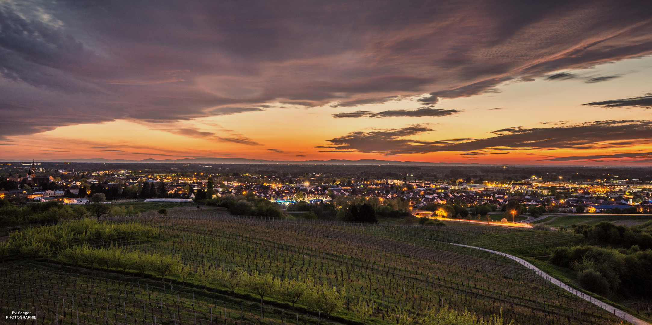Bühl Foto & Bild | jahreszeiten, frühling, sonnenuntergang Bilder auf ...