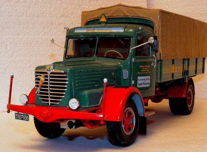 Büssing 8000, LKW des Wiederaufbaues Foto & Bild | Modelle, Motive ...