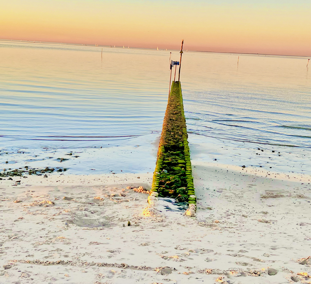 Buhne Hooksiel Foto & Bild | sunset, world, sonnenuntergang Bilder auf ...