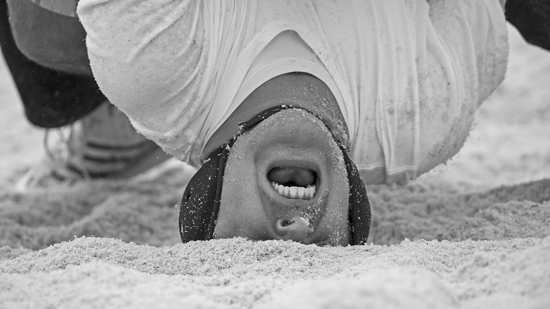 bull neck Foto & Bild | emotionen, ungewissheit, menschen Bilder auf ...