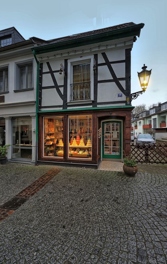 Bummeln durch Essen-Werden. Foto & Bild | architektur, deutschland ...