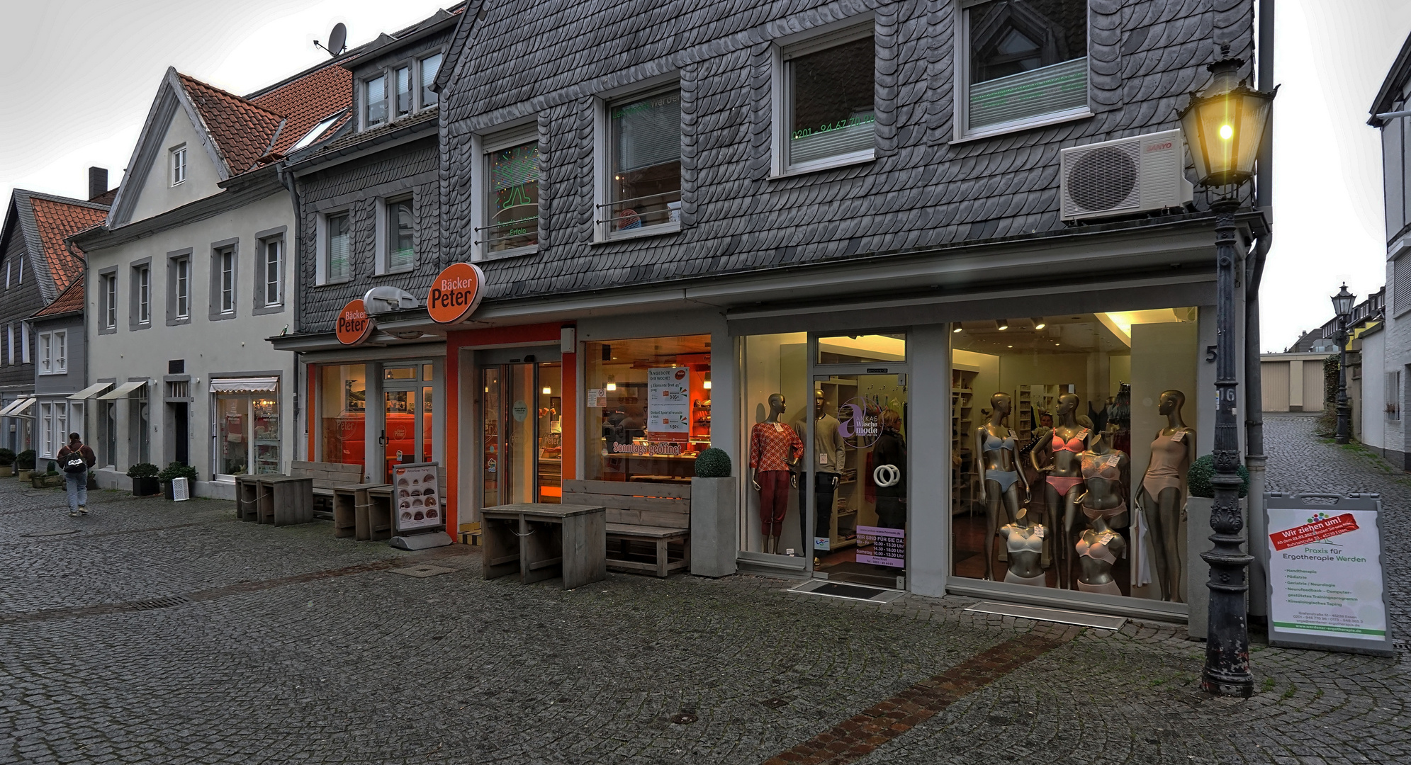 Bummeln durch Essen-Werden Foto & Bild | architektur, deutschland ...