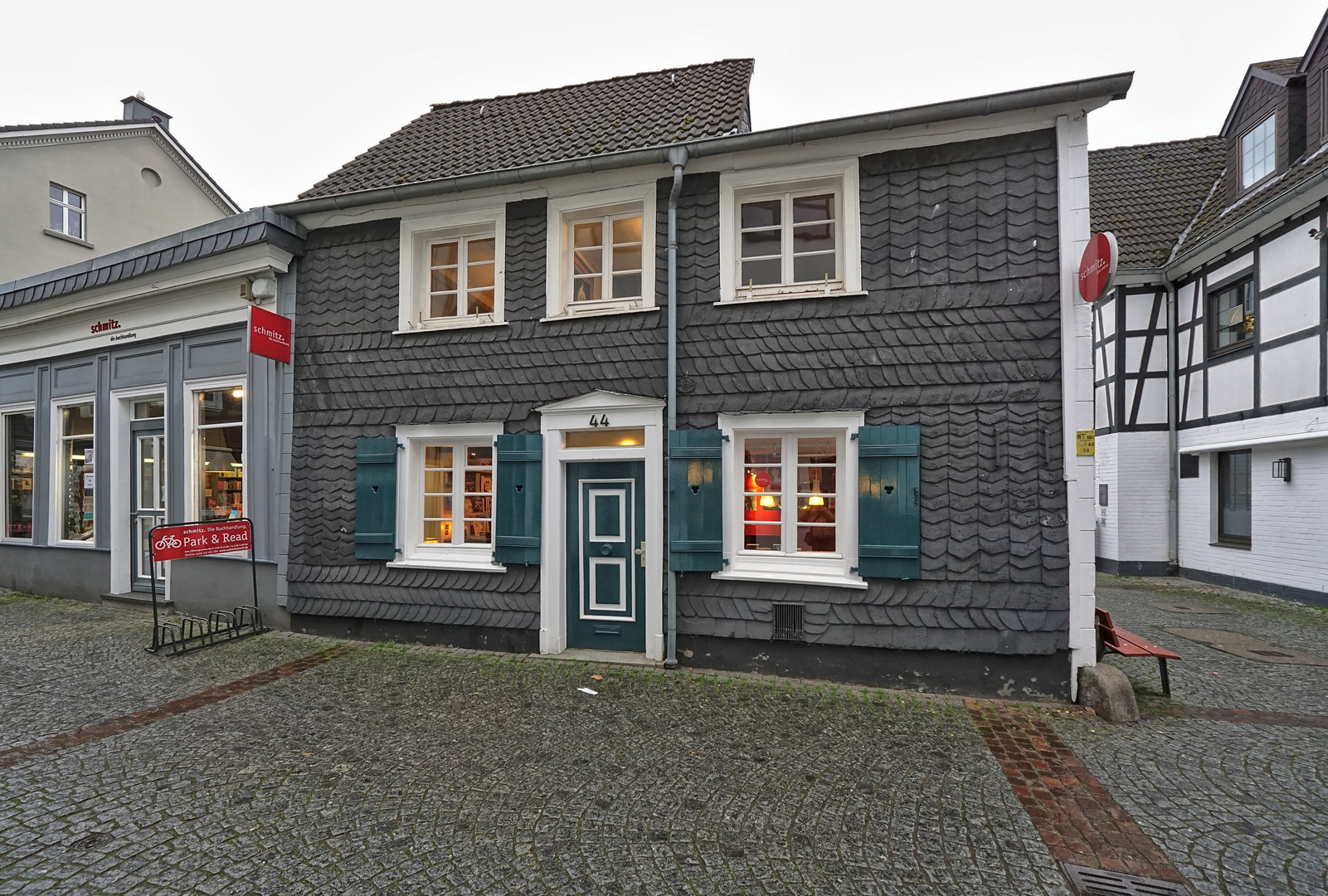 Bummeln durch Essen-Werden. Foto & Bild | architektur, deutschland ...