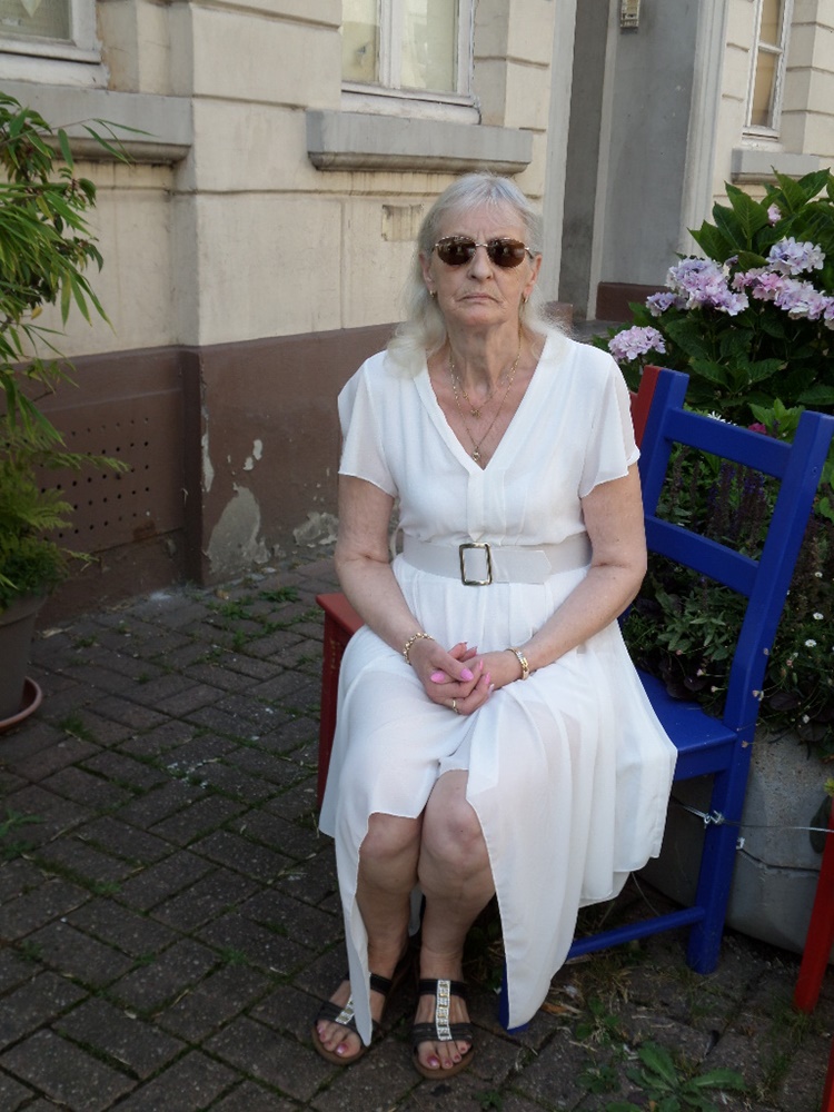 bummeln in der City mit Foto & Bild | fashion, sommer, outdoor Bilder ...