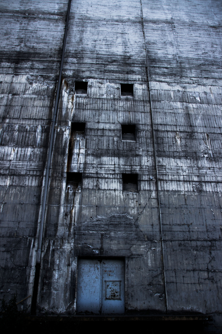 Bunker Foto & Bild | industrie und technik, industrie- kultur ...