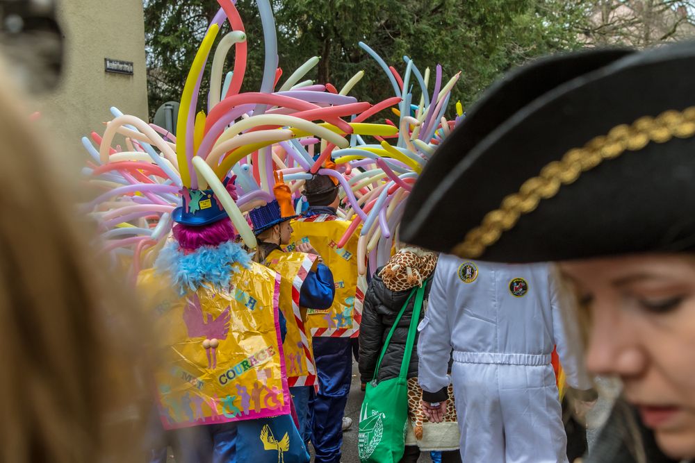 Bunter Durchblick Foto & Bild | erwachsene menschen, kunstfotografie & kultur, projekte Bilder ...