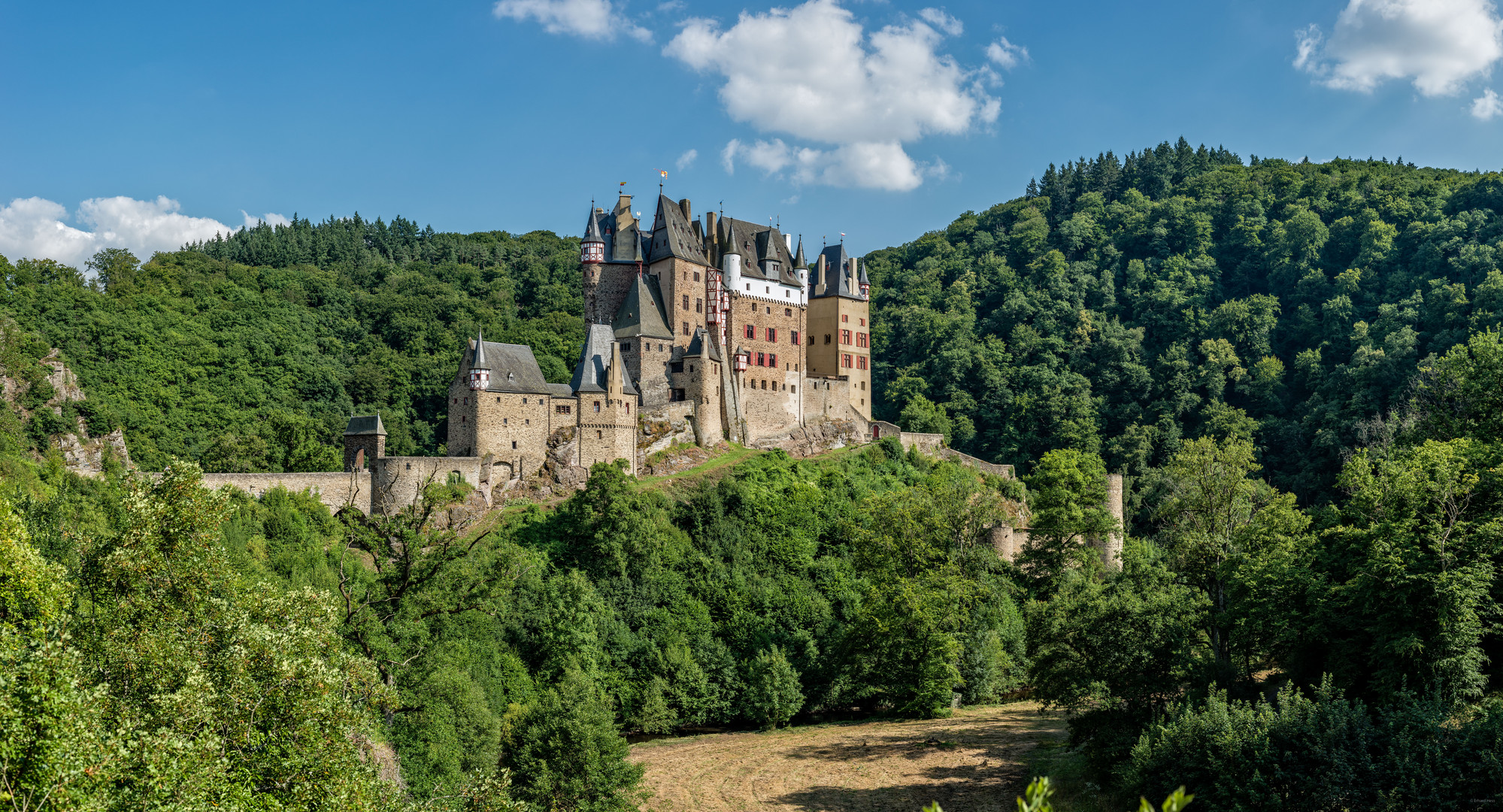 Burg Eltz (8neu) Foto & Bild | mosel, panorama, symbol Bilder auf ...