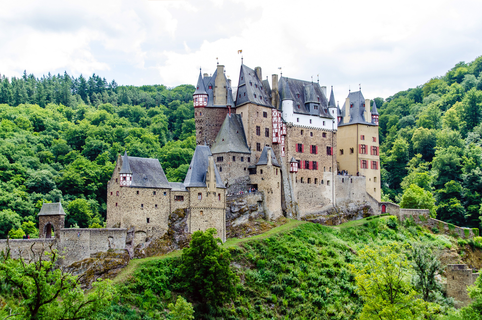 Burg Eltz Foto & Bild | architektur, motive, burgen Bilder auf ...