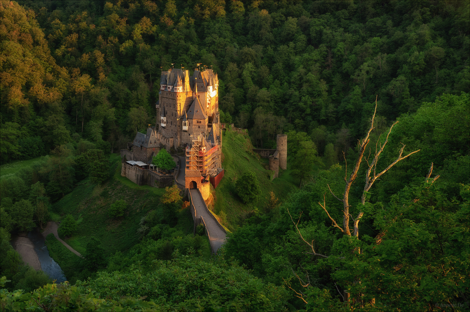 Burg Eltz Foto & Bild | architektur, deutschland, europe Bilder auf ...