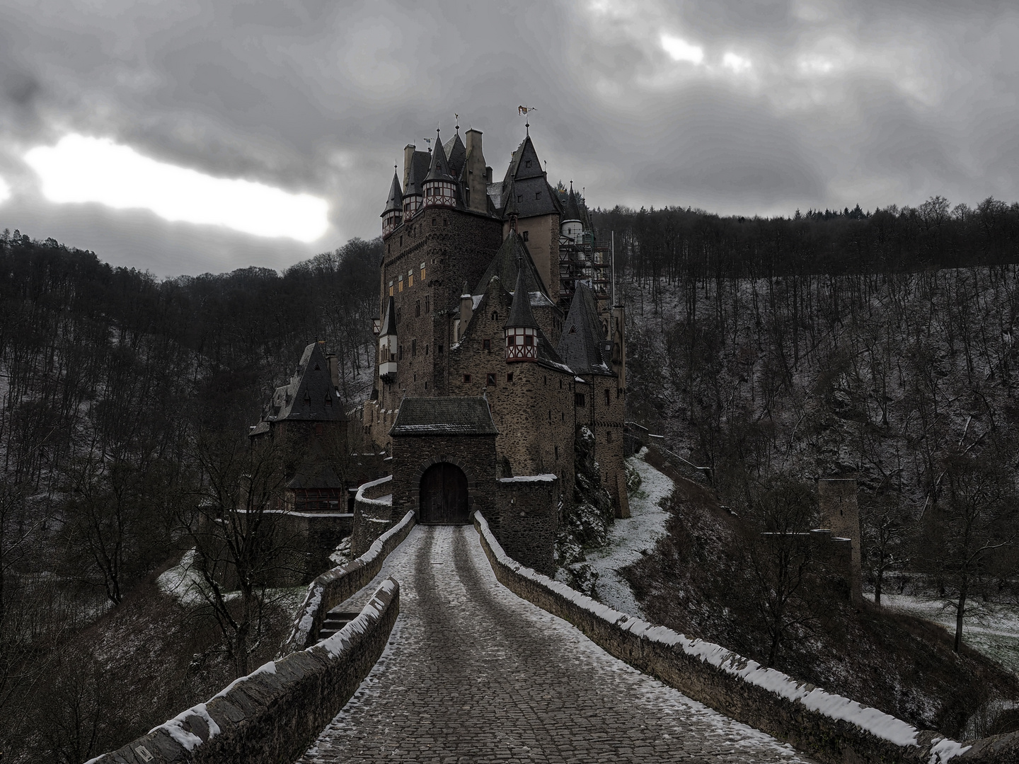 Burg Elz Foto & Bild | burg, landschaft, castle Bilder auf fotocommunity