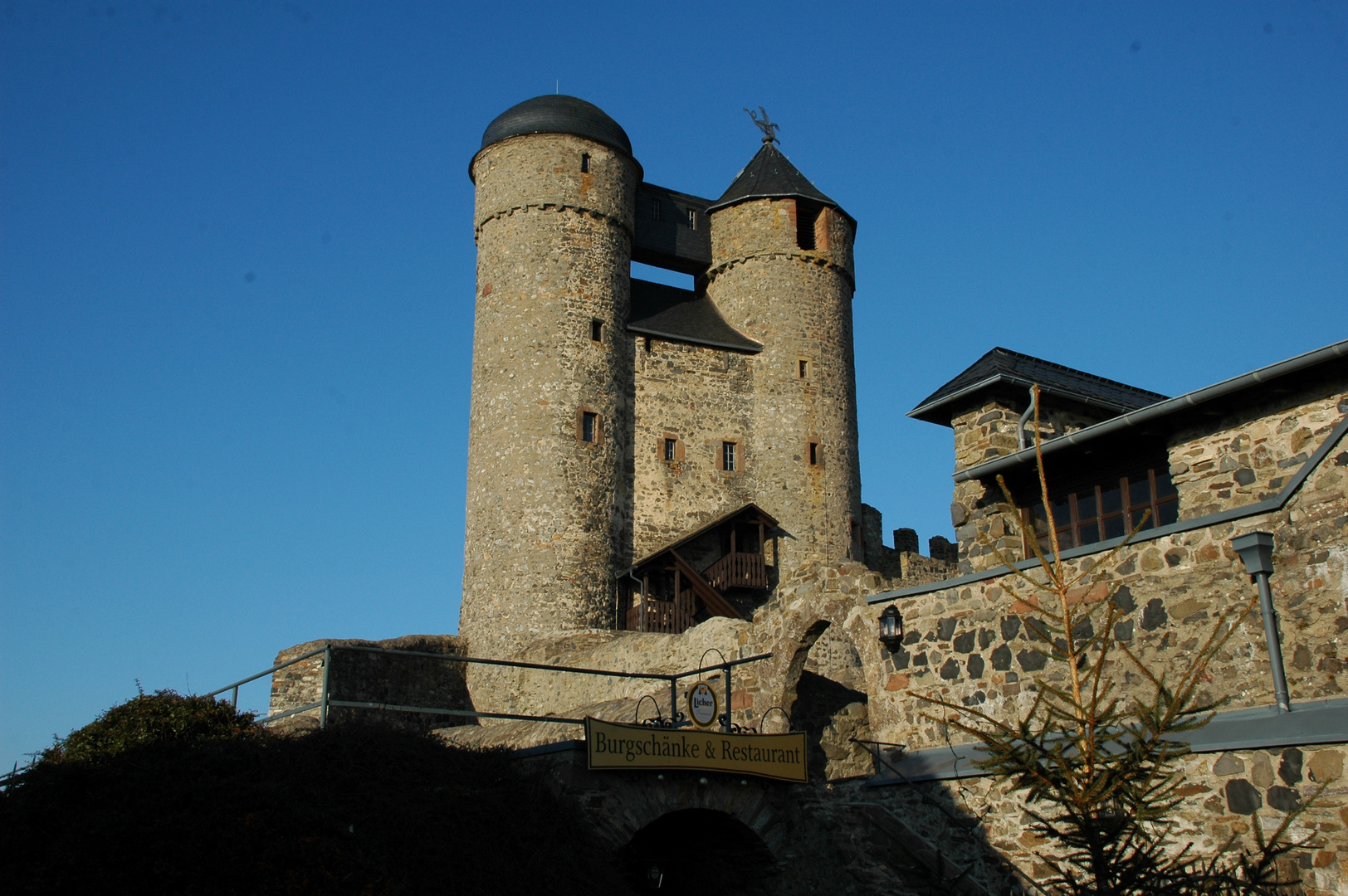 Burg Greifenstein Foto & Bild | architektur, ländliche architektur ...