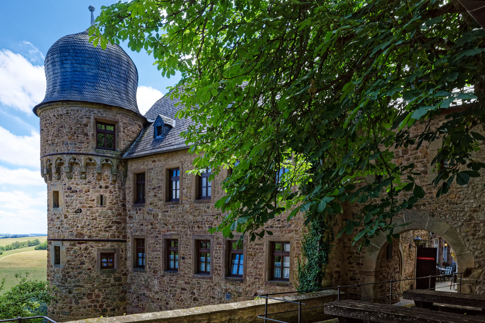 Burg Lichtenberg/Pfalz (3) Foto & Bild | sommer, marodes, burg Bilder ...
