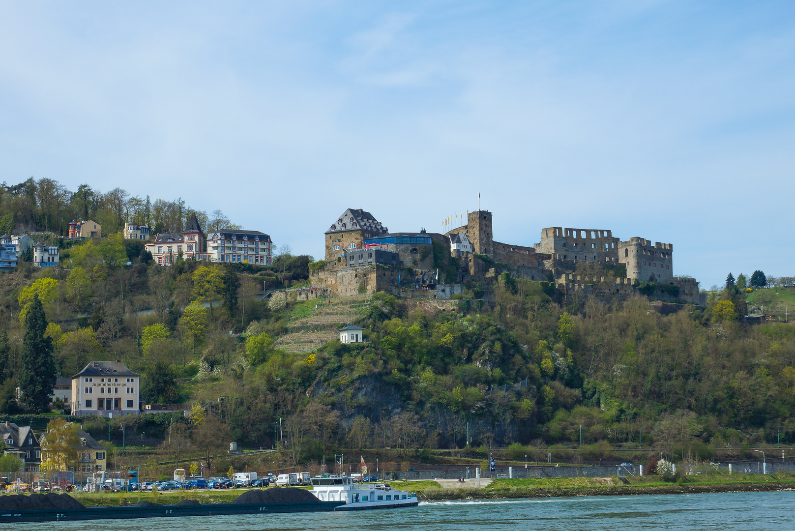 Burg Rheinfels in St. Goar am Rhein im Tal der Loreley Foto & Bild ...