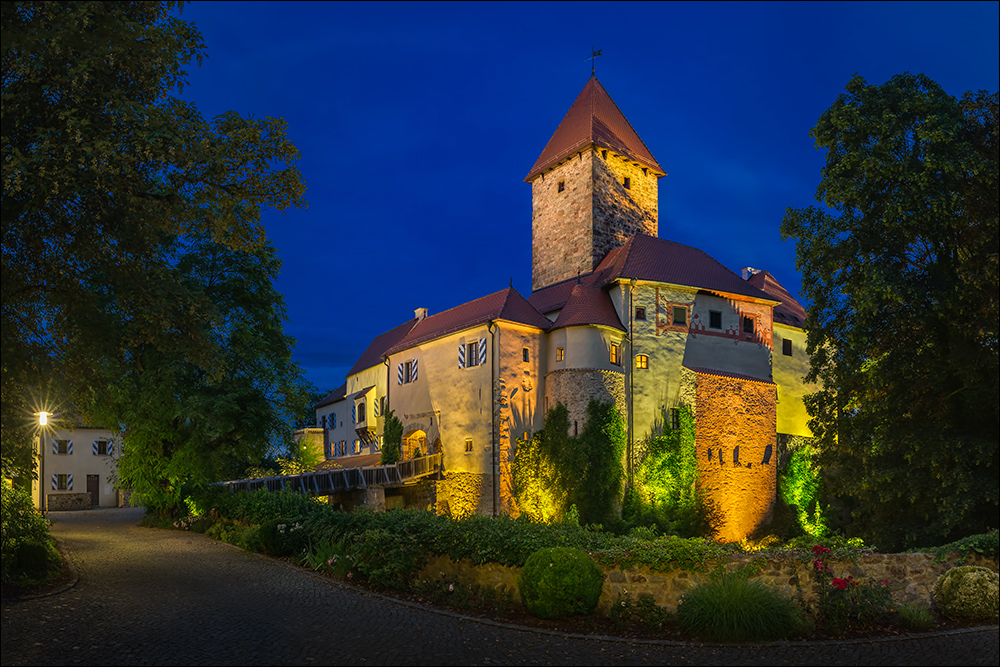 Burg Wernberg Foto & Bild | architektur, architektur bei nacht, aus der ...