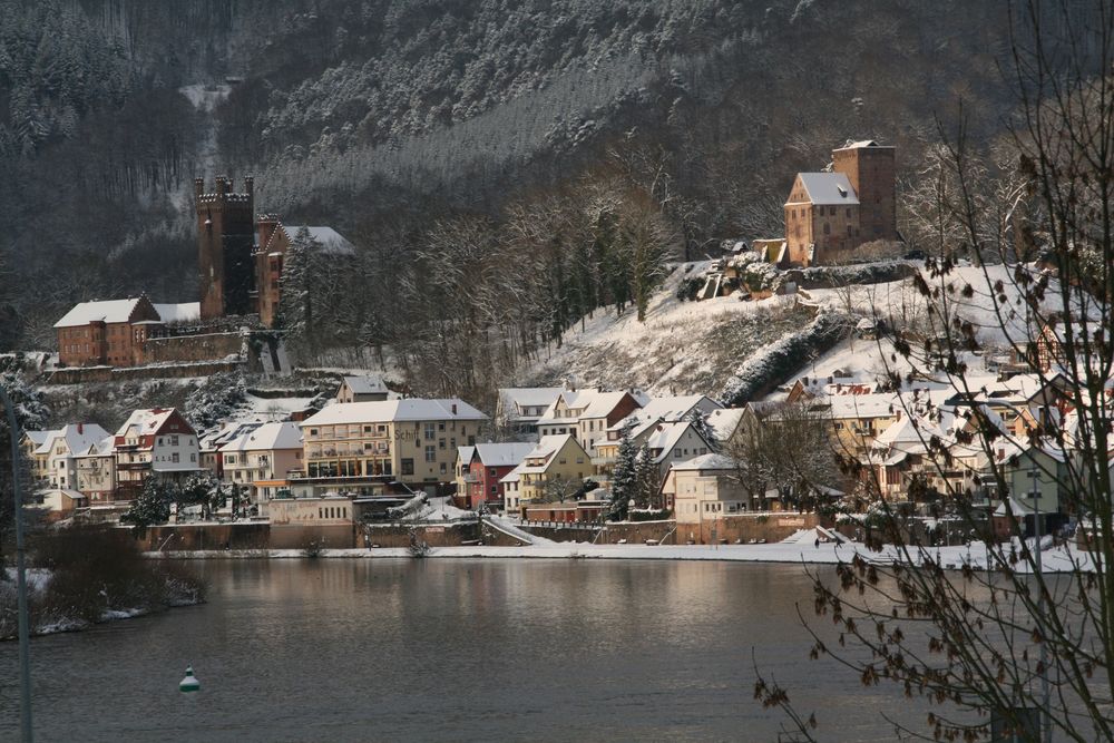 Burgen Blick im Winter Foto & Bild | landschaft, bach, fluss & see, flüsse und kanäle Bilder auf ...