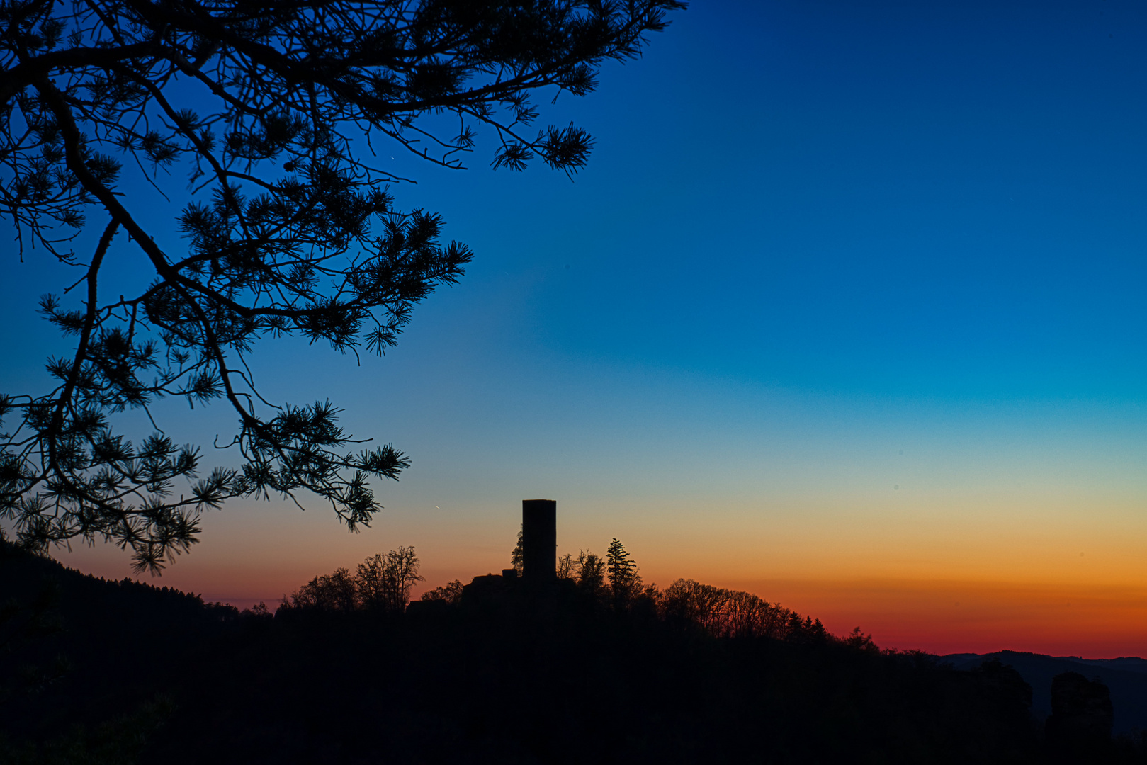 Burgruine Scharfenberg Foto & Bild | landschaft, sunset ...