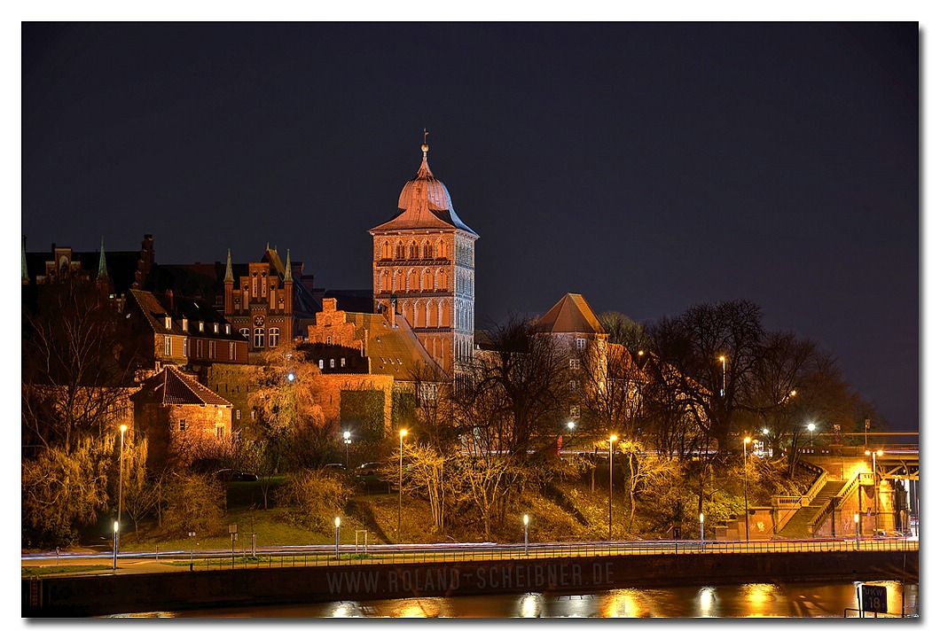Burgtor Foto & Bild | deutschland, europe, schleswig- holstein Bilder ...