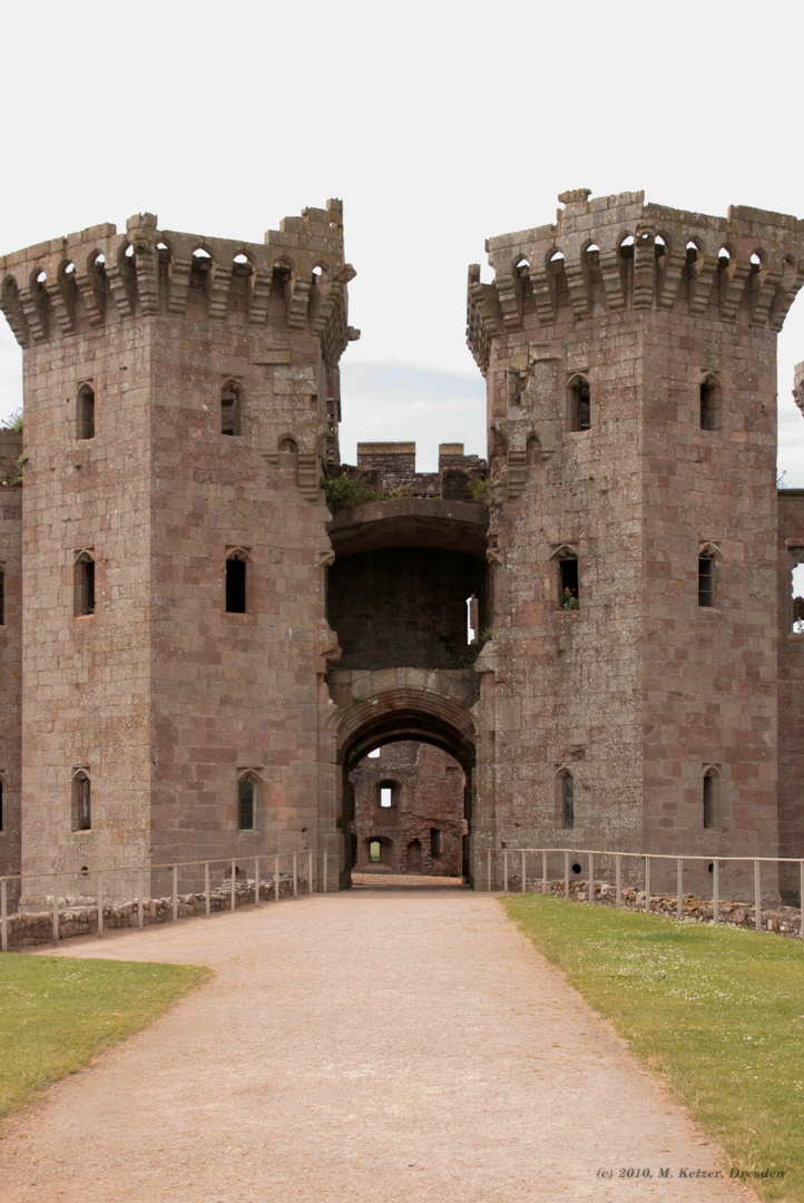 Burgtor Foto & Bild | europe, united kingdom & ireland, wales Bilder ...