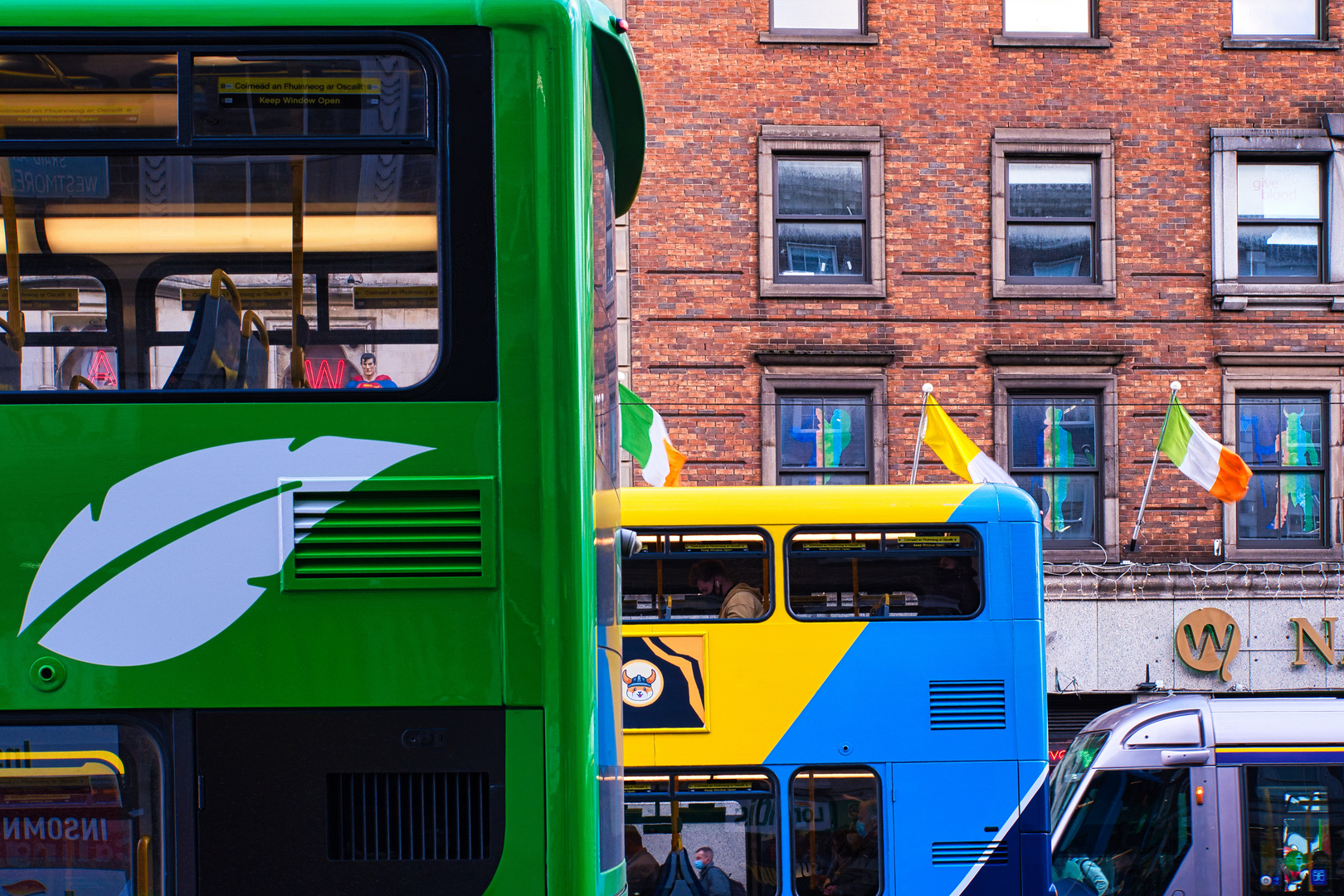 Bus, Bus, Bahn..... Foto & Bild | fotos, street, spezial Bilder auf ...