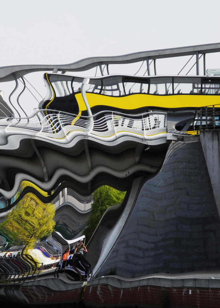 Bus is coming Foto & Bild | abstraktes, modern - abstrakt, projekte ...