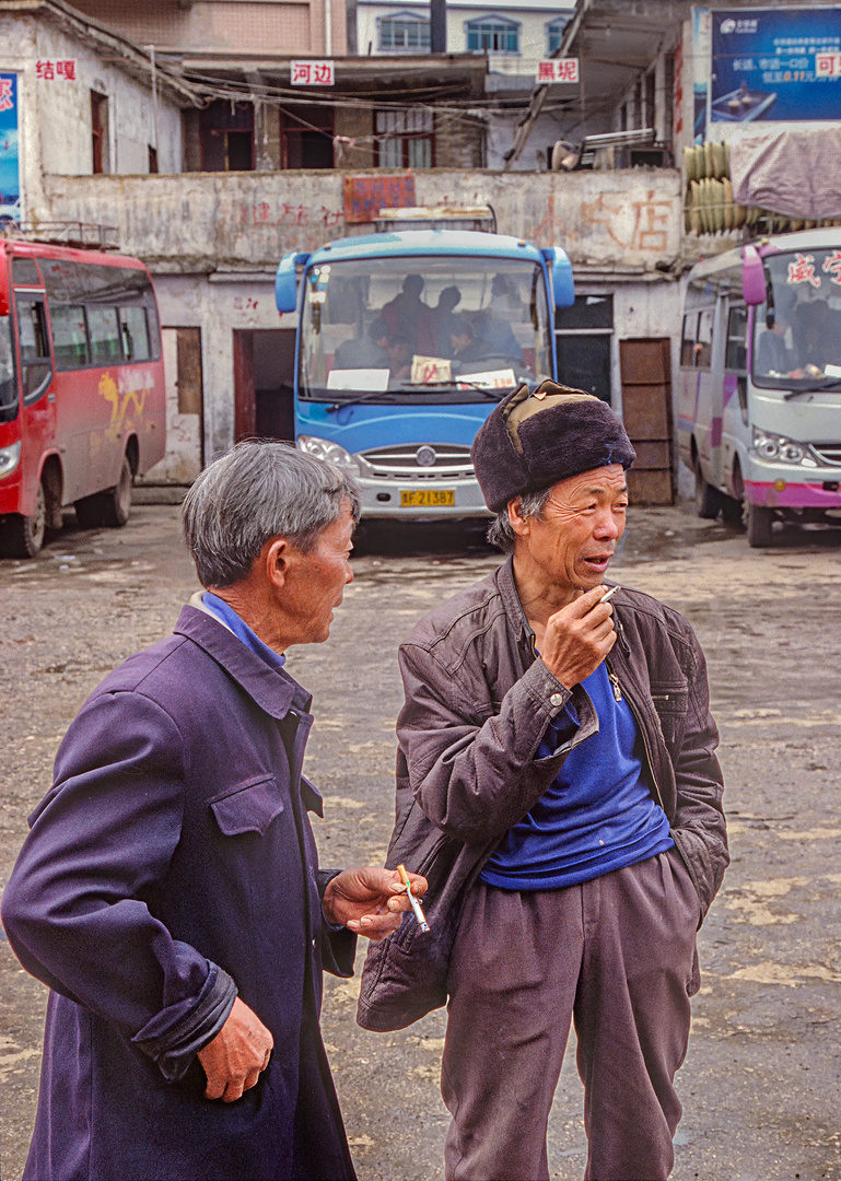 Busbahnhof Weining #2 Foto & Bild | china, people, world Bilder auf ...