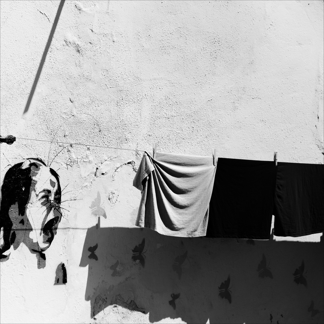 C R Y Foto & Bild | kultur, graffiti, wäsche Bilder auf fotocommunity