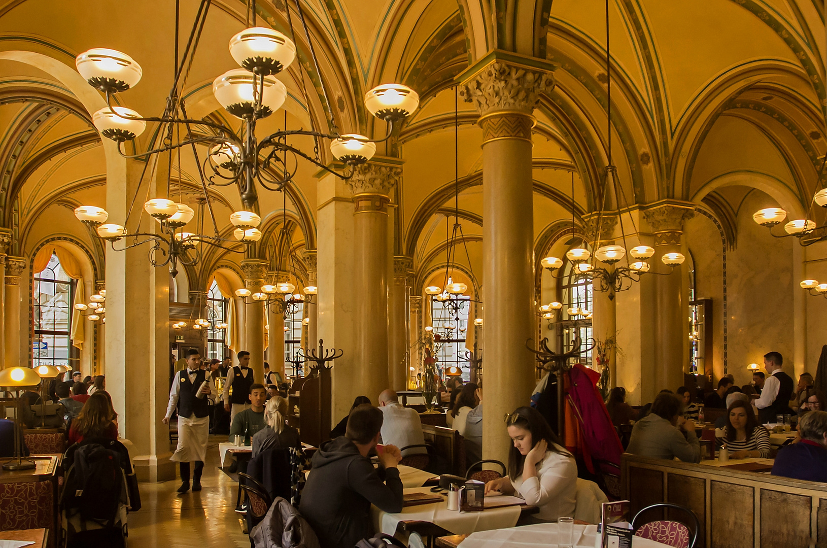 Café Central Foto & Bild | world, spezial, dokumentation Bilder auf ...