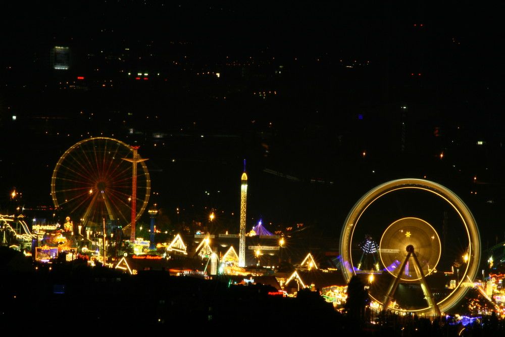 Cannstatter Wasen bei Nacht Foto & Bild | usertreffen+veranstaltungen ...