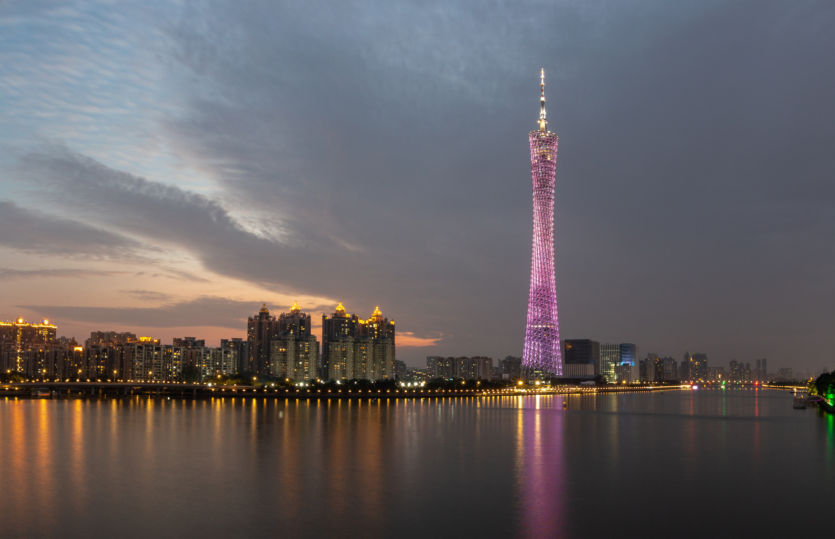 Canton Tower Guangzhou Foto & Bild | architektur, asia, china Bilder ...