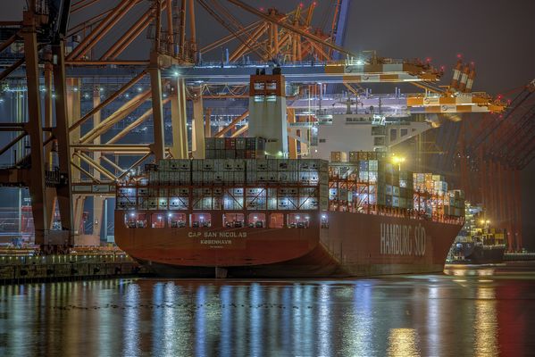 Containerschiffe Bilder & Fotos